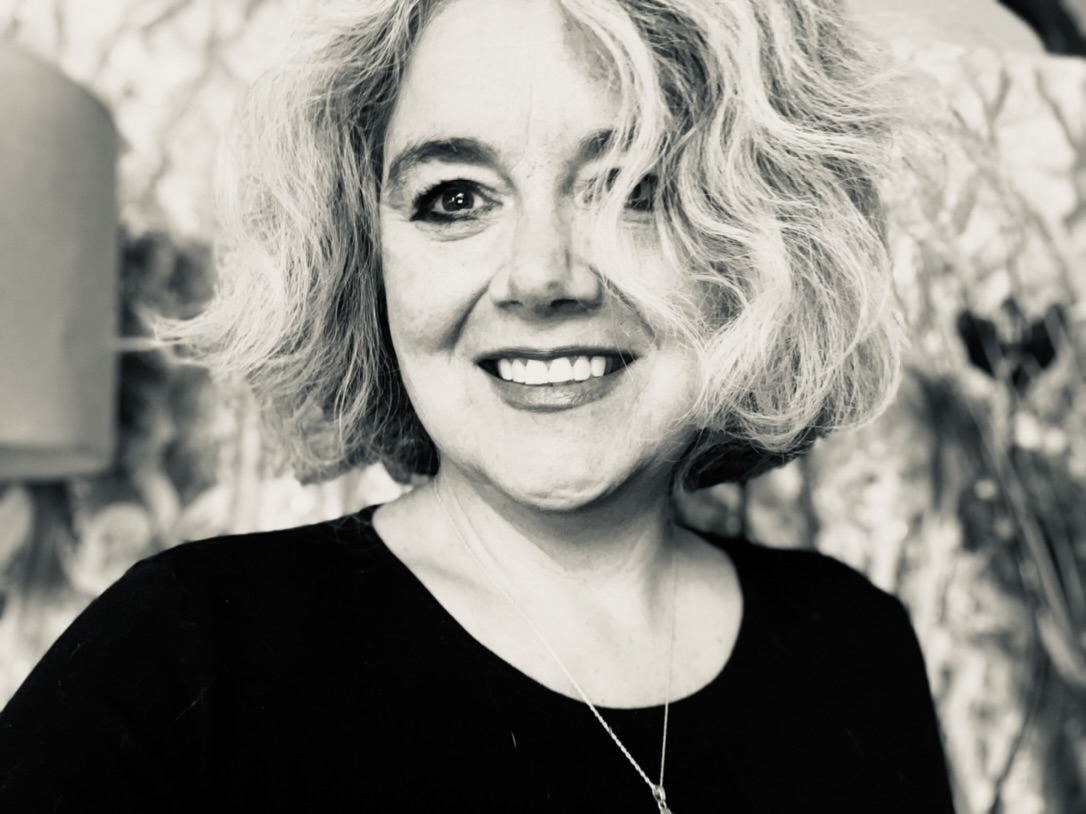 Bio – Laura Hope-Gill